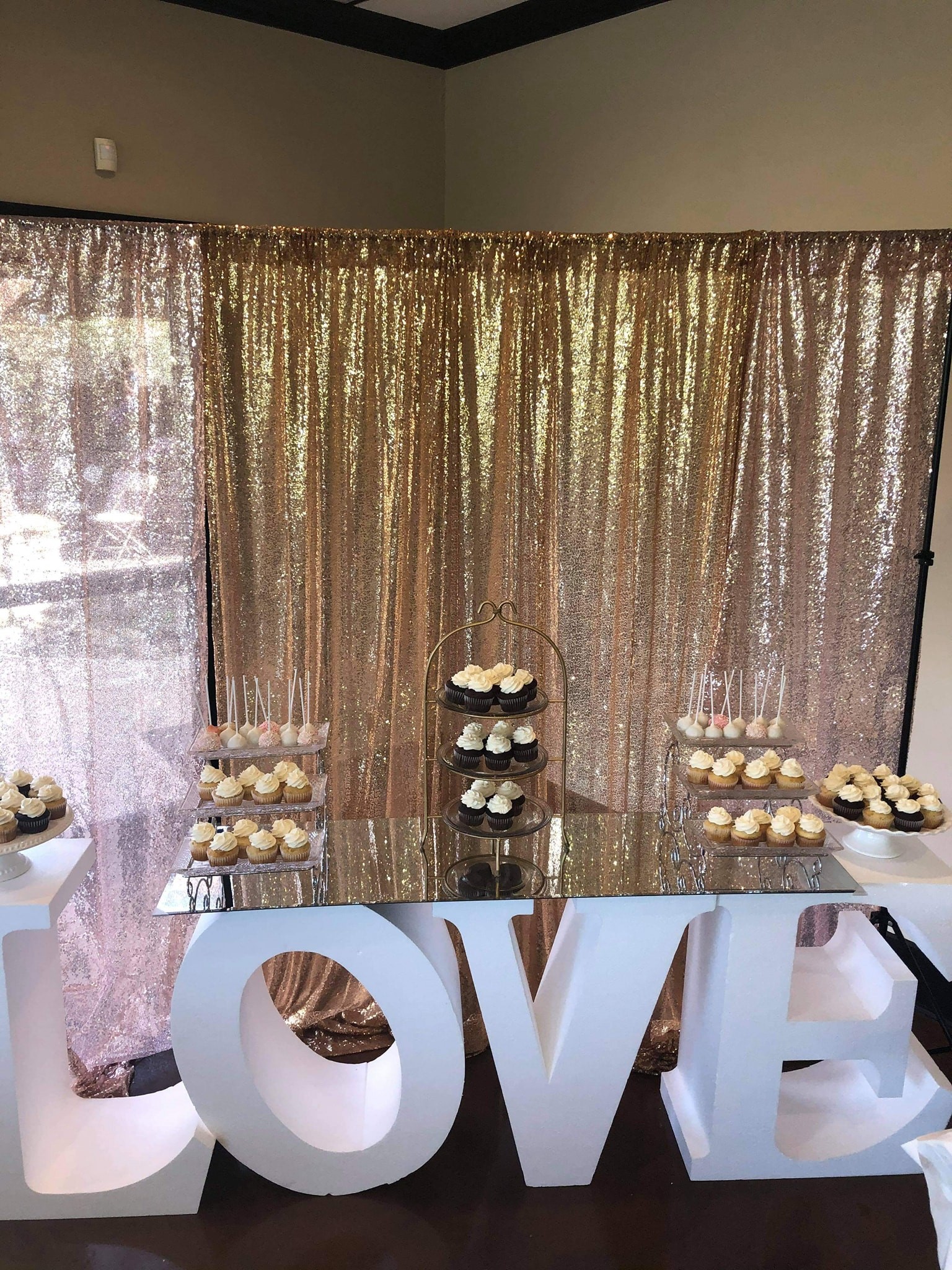 How I Had a Socially Distant Wedding during COVID-19
