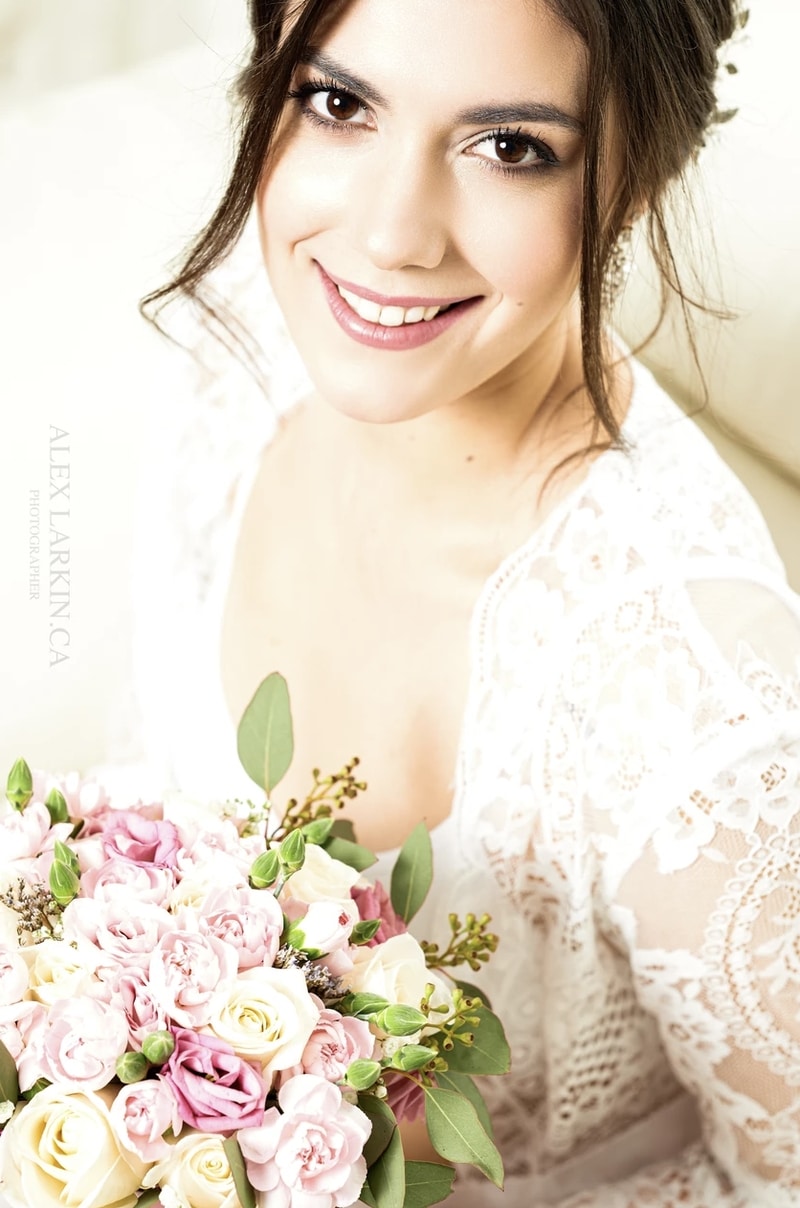 21 Best Wedding Photographers in Toronto and GTA Ontario (2025)