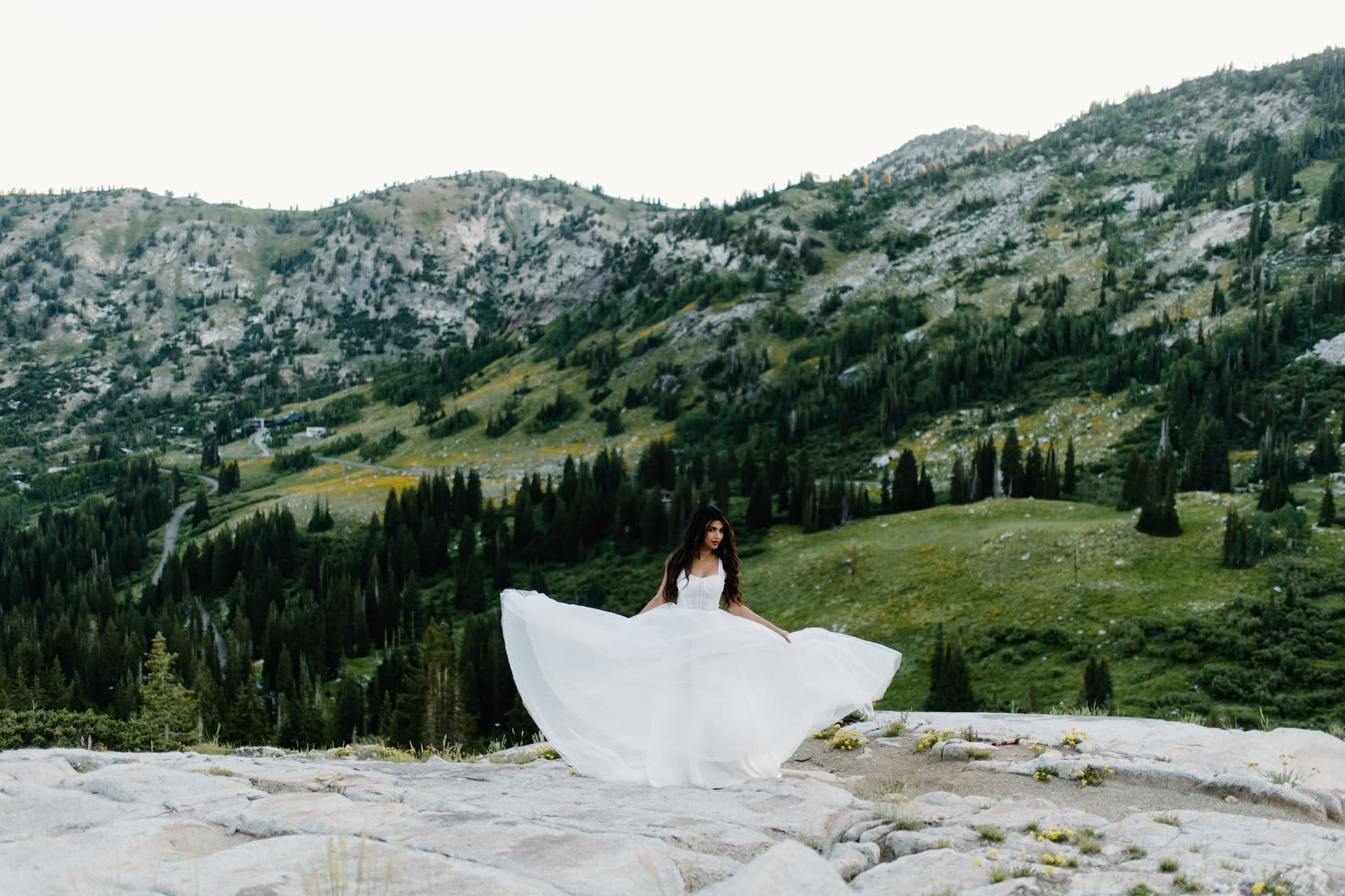 5 Intimate and Romantic Elopement Ideas for Couples Who Want to Keep It ...
